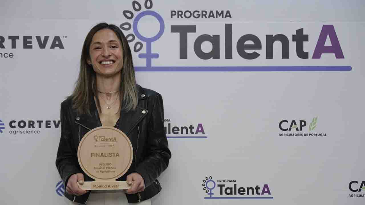 Mónica Alves distinguida por projeto inovador na área da agricultura